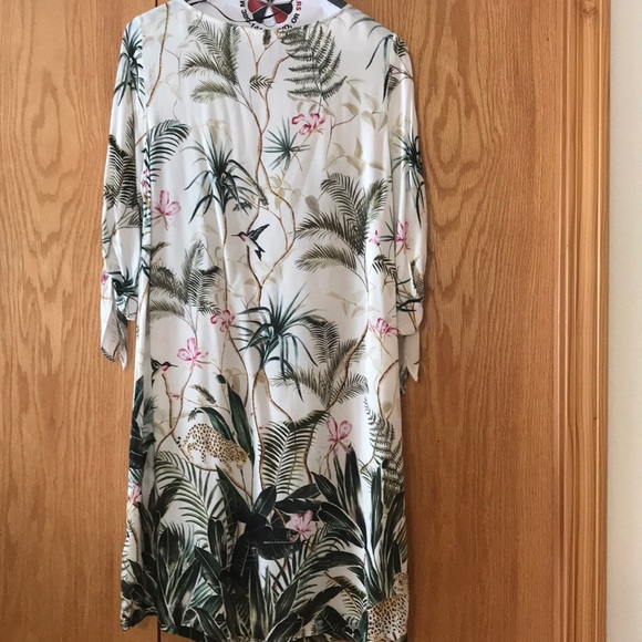 H&M | Dresses | Print Tunic Dress With Animals And Palm Trees | Poshmark